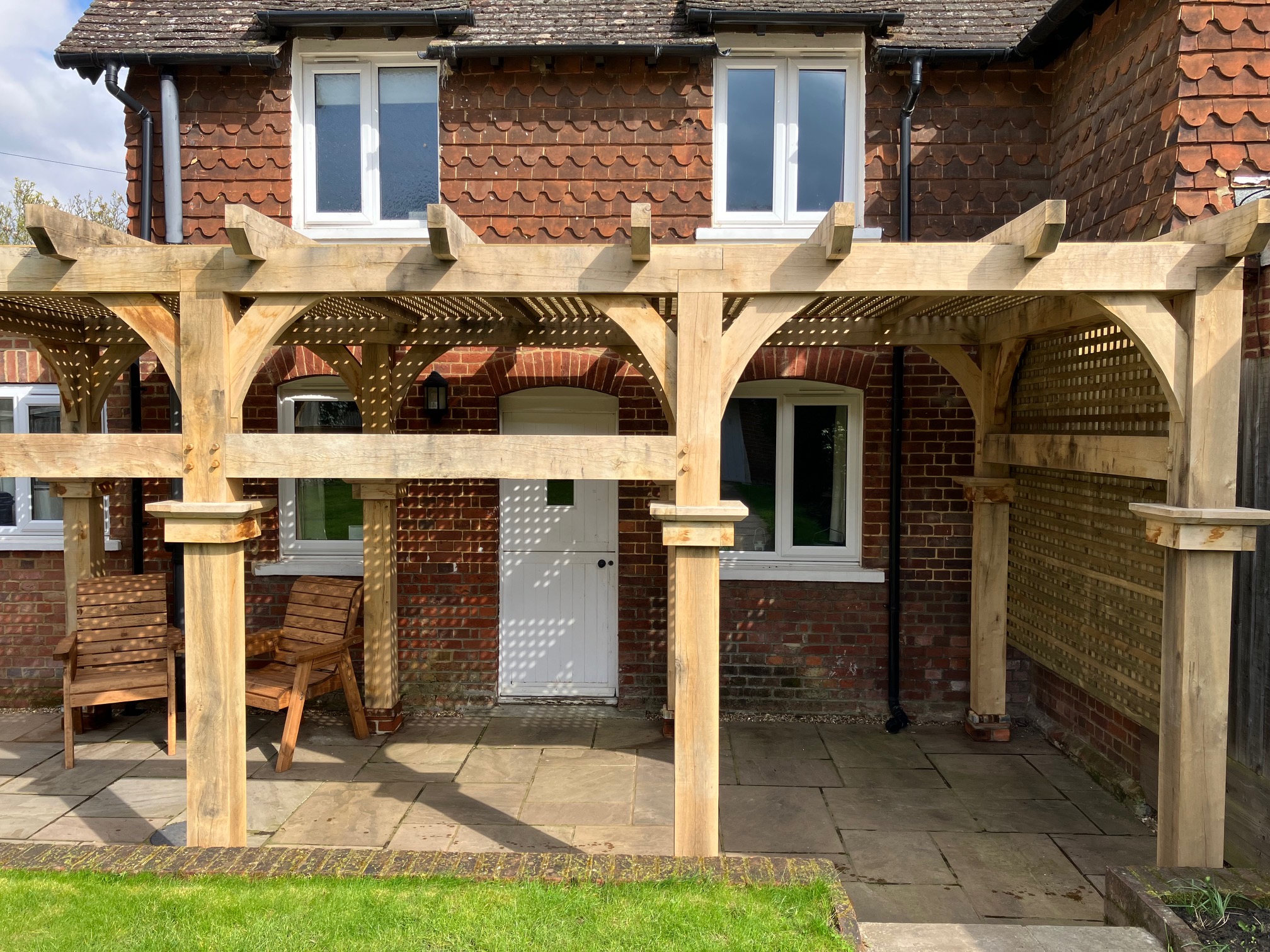 Oak Pergola | Barnwood Carpentry